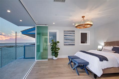 5 Beautiful Bedrooms With Ocean Views To Inspire Your Next Gateway