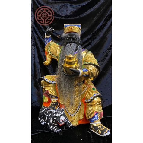 卐鑫富佛具卍 神尊 天官武財神 尺三托身 江西小葉樟 附贈柳絲九節鞭一支 蝦皮購物