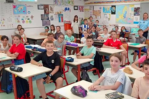 Martres D Artiere Les Cm2 Sensibilisés à Lutilisation Dinternet La