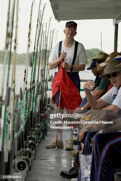 Robert Earle Photos And Premium High Res Pictures Getty Images