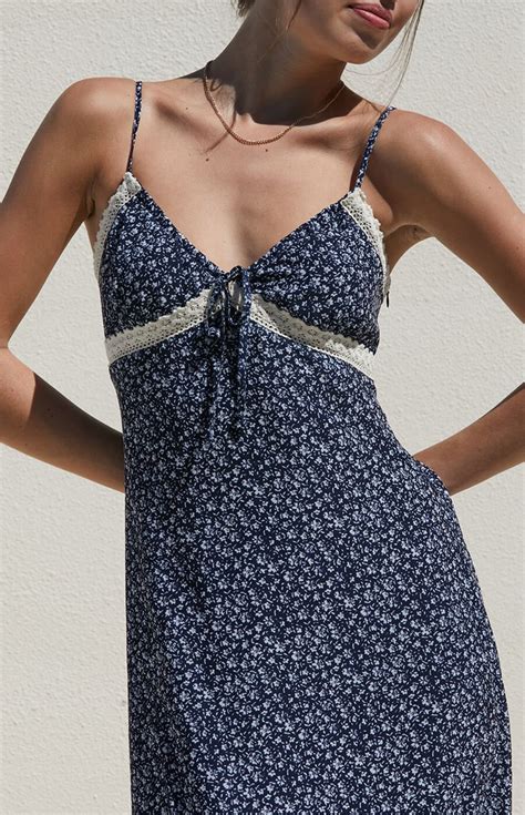 La Hearts Floral Lace Trim Midi Dress Pacsun