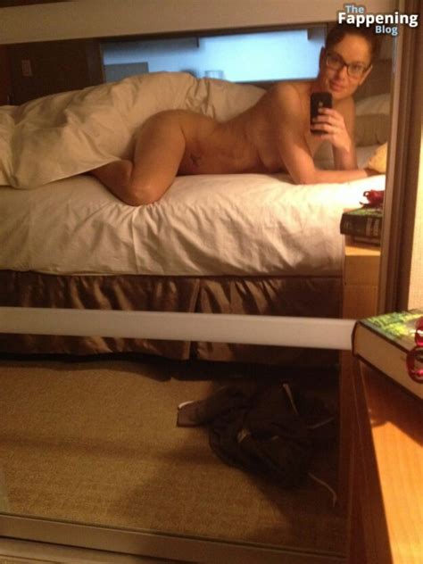 Sarah Wayne Callies Nude And Sexy Leaked The Fappening 20 Photos
