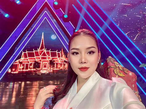 តារាចម្រៀង ឈិន ម៉ានិច្ច ជួបទុក្ខធំដោយឪពុកជាទីស្រឡាញ់បានទទួលមរណភាព Khmernote