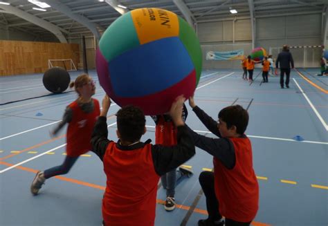 Le Kin Ball Cycles 2 Et 3 • École Sacré Cœur