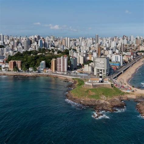 Praia Do Farol Da Barra Salvador Da Bahia