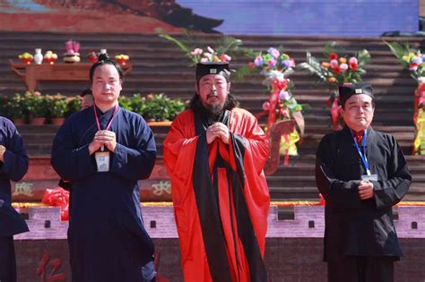 武当派掌门人游玄德 武当派掌门人 掌门人 大山谷图库