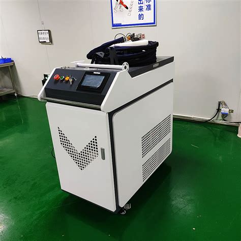 ROBOTEC Laser 2000w Fiber Laser Welding Machine For 1mm Stainless Steel