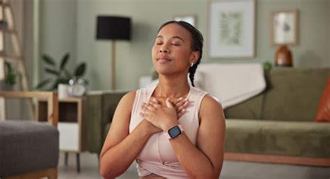 181 Woman Flat Chest Stock Videos Footage And 4k Video Clips Getty Images