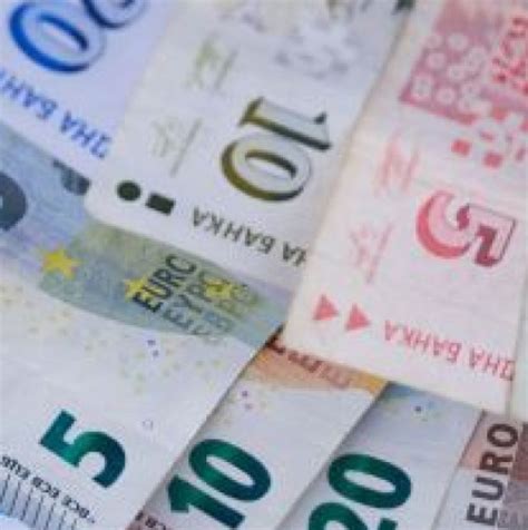 Ето кога спираме да плащаме с левове в магазина след което ще може само с само евро За Жената