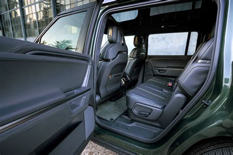 2025 Rivian R1s 48 Interior Photos U S News