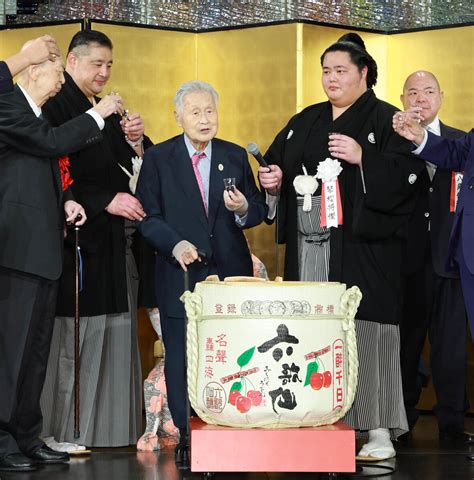 琴桜が大関昇進披露宴 来場所は大の里昇進で3大関に 「今まで以上に気を引き締めて、優勝を目指してやる」 スポーツ報知
