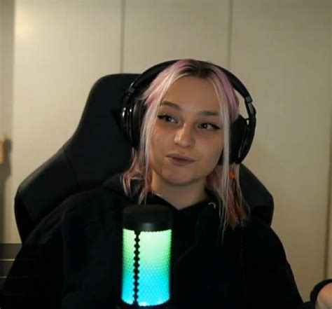 Pin On Niki Nihachu