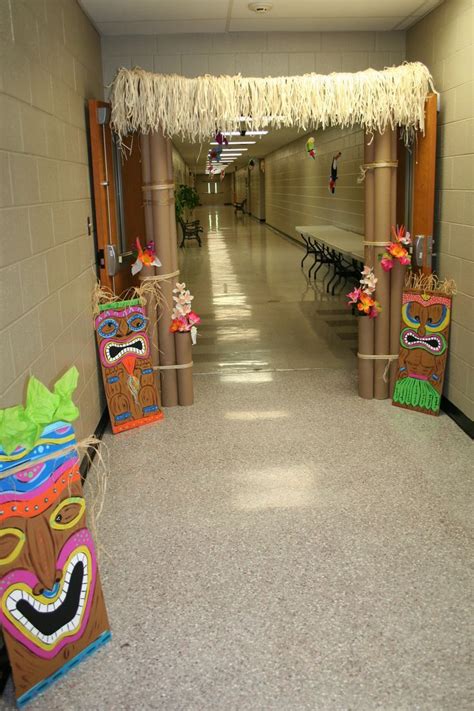 Pin By Betty Lockhart On Hawaiian Luau Ideas Luau Theme Party