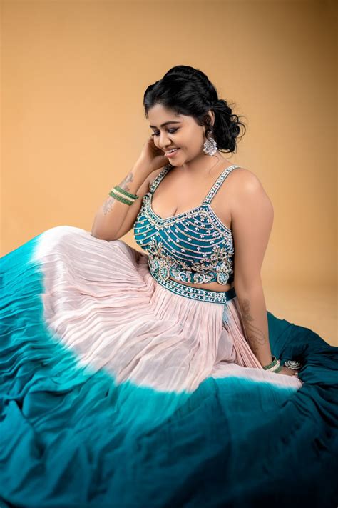 Shalu Shamu Fan Photos Shalu Shamu Pictures Images 82942 Filmibeat