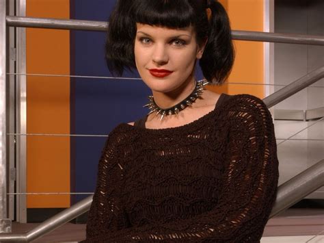 Abby Sciuto Wallpaper Abby Sciuto Wallpaper 25955283 Fanpop