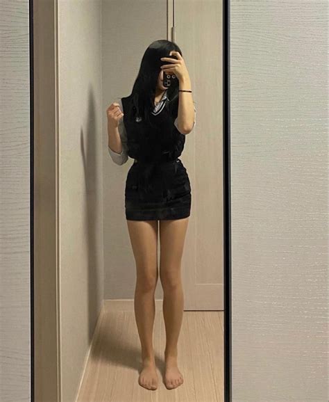 Girl Korea High School Girls Kim Min Leather Skirt Asian Gorgeous Skirts Skirt