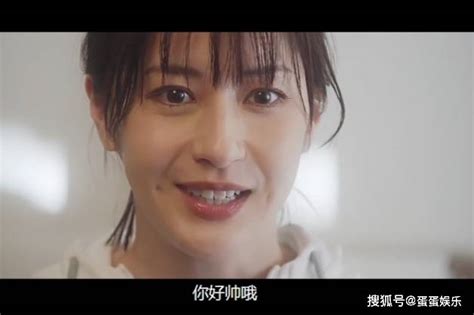 女人为死去的丈夫复仇，将毒药送进对方口中！日本电影