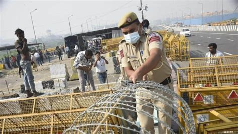 Ghazipur Border Police Remove Barricades At Farmers Protest Site