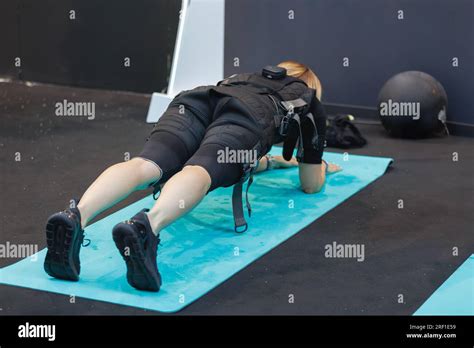 Girl Practicing Plank An Isometric Body Weight Fitness Exercise With