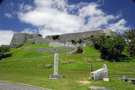 ユネスコ世界文化遺産・琉球王国のグスク及び関連遺産群・勝連城跡02 九州・沖縄の自然、風景