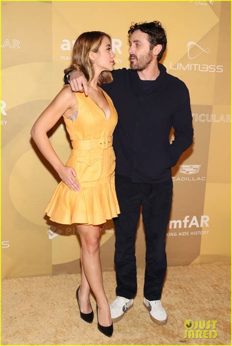Casey Affleck And Girlfriend Caylee Cowan Couple Up For Amfar Gala 2022