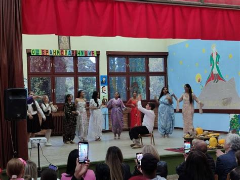 ОШ „Бранислав Нушић“ у Ратају обележила 130 година постојања и рада