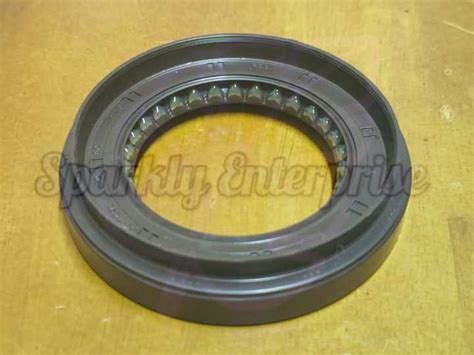 PROTON INSPIRA MITSUBISHI LANCER CY4A MANUAL DRIVE SHAFT OIL SEAL
