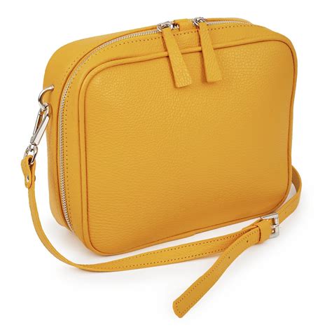 Bandolera Suardi Amarilla En 2022 Jet Set Michael Kors Bandolera Cartera De Mujer