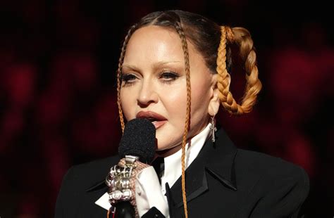 Madonna In The Clear After Being Hospitalised With Infection