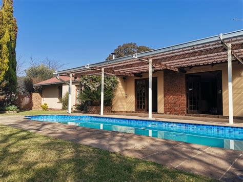 Bedroom House For Sale In Secunda Re Max Of Southern Africa