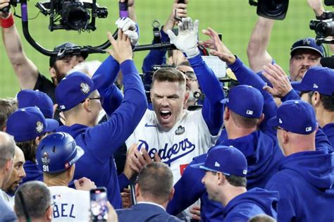 ドジャースが劇的なサヨナラ逆転満塁弾で先勝 大谷翔平はws初安打 ライブドアニュース