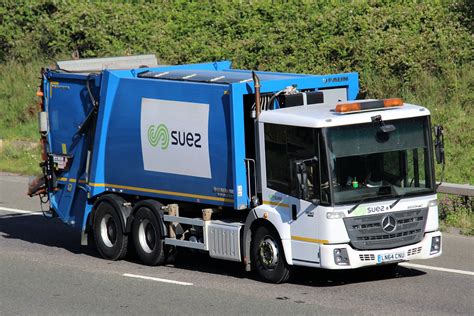 LN64CNU Suez Mercedes Econic 2530 M4 Downend Bristol 4 7 Flickr