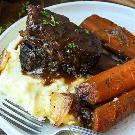 Short Ribs Braised In Red Wine Butter Your Biscuit
