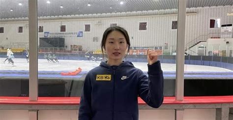 韩国短道速滑一姐崔敏静全韩赛勇夺两金，3日冲击三冠王腾讯新闻