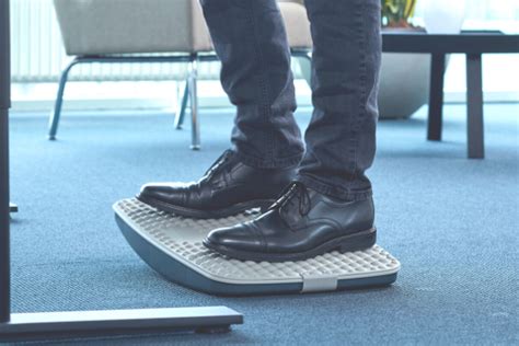 Steppie Is A Balance Board Designed To Help Sedentary Office Workers