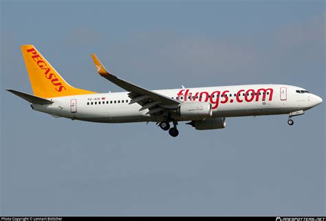 TC AIS Pegasus Boeing R WL Photo by Lennart Böttcher ID Planespotters net