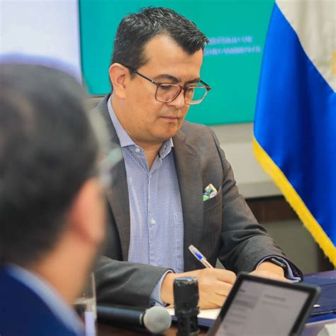 Renovamos La Firma Del Acuerdo Protocolo Verde Ministerio De Medio Ambiente Y Recursos Naturales