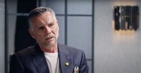 Former Mafia Boss Reveals The Three Words Inmates Should Say To