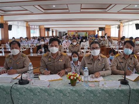งานป้องปรามสารเสพติดและโรดเอดส์ ยินดีต้อนรับ ผู้บริหาร คณะครูและ