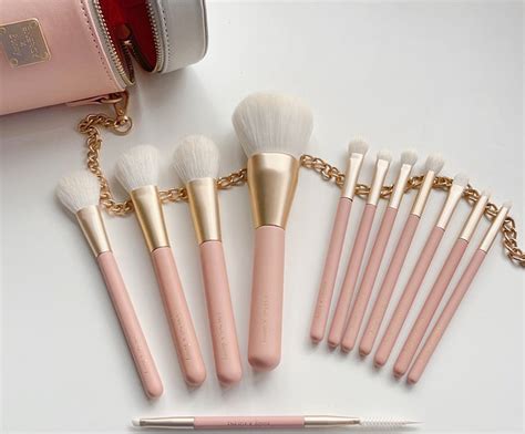 Pink And Rose Gold Makeup Brushes Saubhaya Makeup