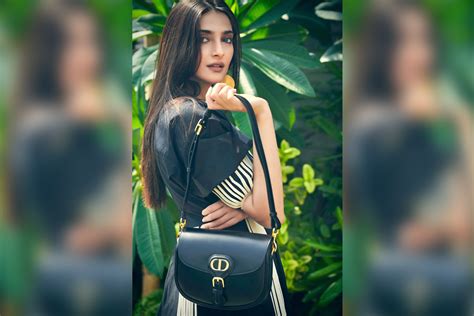 Fashion News Sonam Kapoor Ahuja Is Monochrome Tres Chic In This