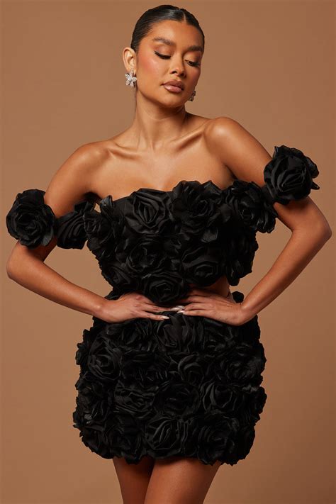Cindy Floral Crop Top Black Fashion Nova Luxe Fashion Nova