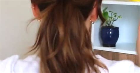 Easy Claw Clip Hack To Getting A Perfect Bouncy Ponytail Upstyle