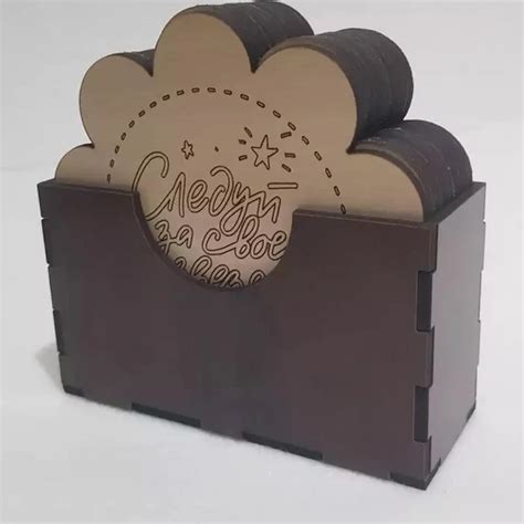 خرید و قیمت مجموعه 12 عددی زیر لیوانی چوبی طرح متن روسی به همراه جای زیر لیوانی، جنس ام دی اف سه