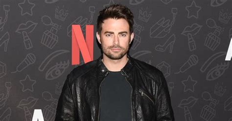 Mean Girls S Jonathan Bennett Accidentally Leaks Own Nude Photo