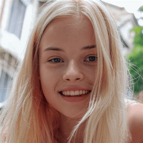 Bianca Bell Sexy