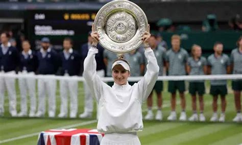 Wimbledon Unseeded Vondrousova Stuns Jabeur To Win First Grand Slam Title