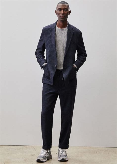 How To Wear A Suit With Sneakers In 2025 A Visual Guide