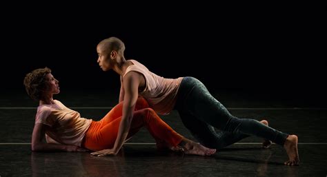 Hélène Simoneau Danse Land Bridge