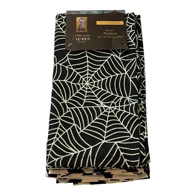 Cynthia Rowley Halloween Fabric Napkins Glow In The Dark 18 Set Of 6
